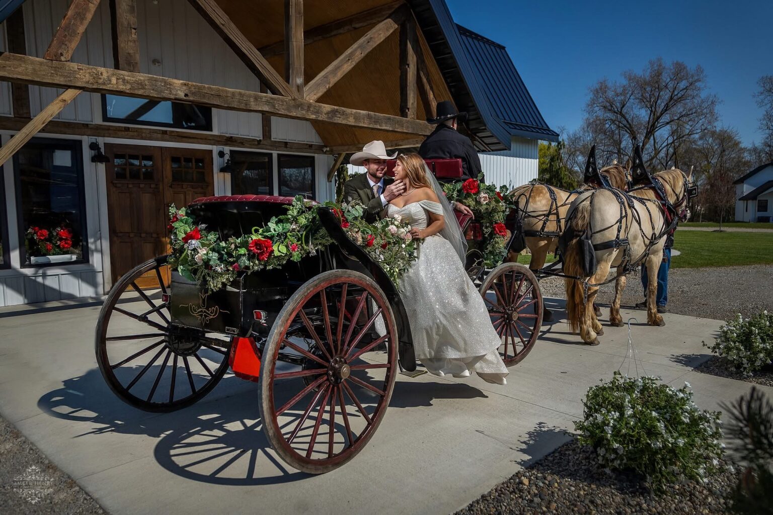 Weddings & Events – The Glenn Royal Barn Venue